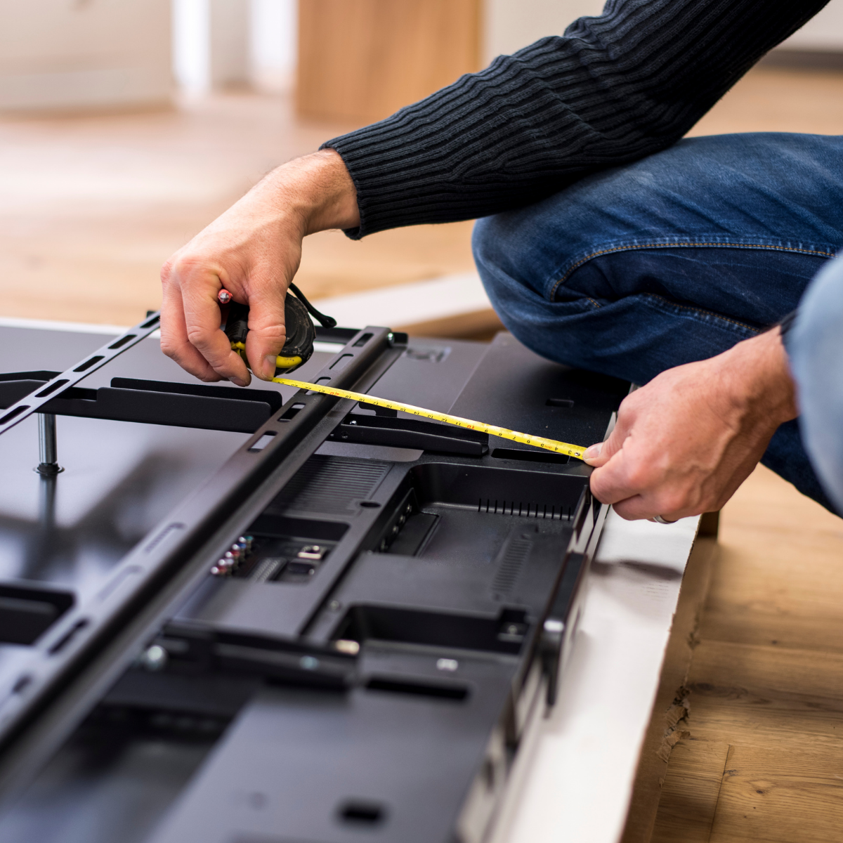 How to Hire a TV Installation Professional: 10 Things to Look for - GCI
